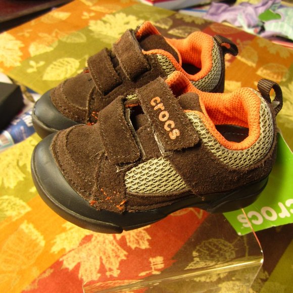 CROCS | Shoes | Nwt Fall Velcro Sneakers By Crocs | Poshmark